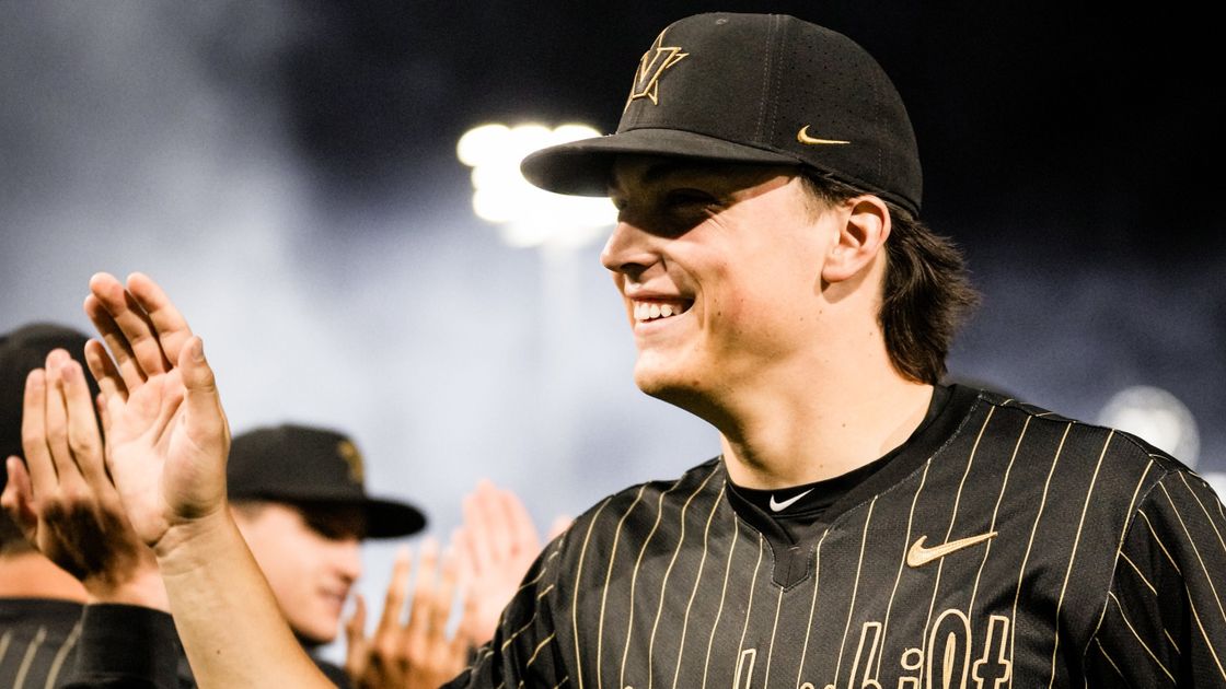 No. 7 Vanderbilt's Carter leads series-opening win over Missouri ...