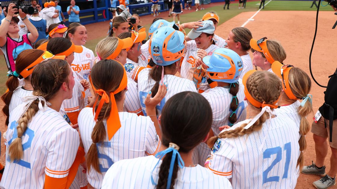 Emma Clarke's walk-off home run lifts Tennessee past Texas Tech ...