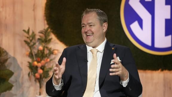 M&M Talkin' Season: Josh Heupel highlights Vols' rise from turmoil ...