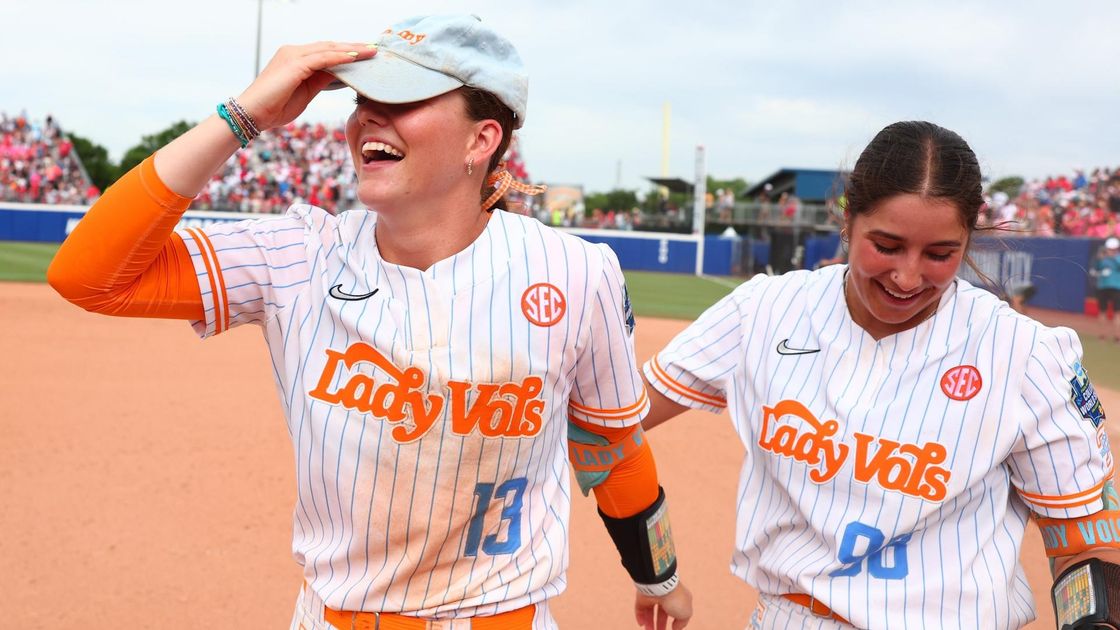 Emma Clarke's can't-miss walk-off HR advances Tennessee in WCWS ...