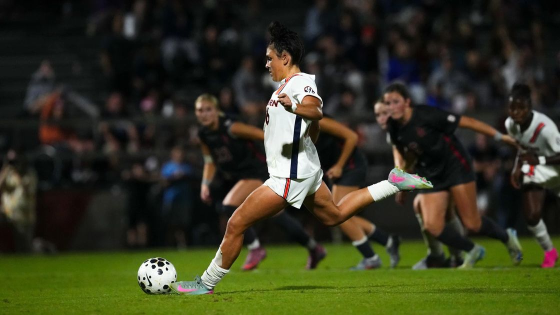 Erin Flurey's late goal leads Auburn to tie vs. Oklahoma - Southeastern ...