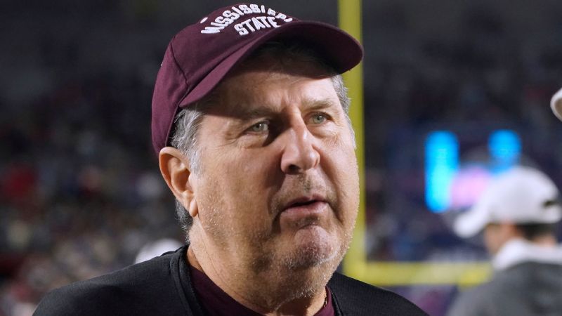 Mississippi State family mourns passing of Mike Leach - Southeastern ...