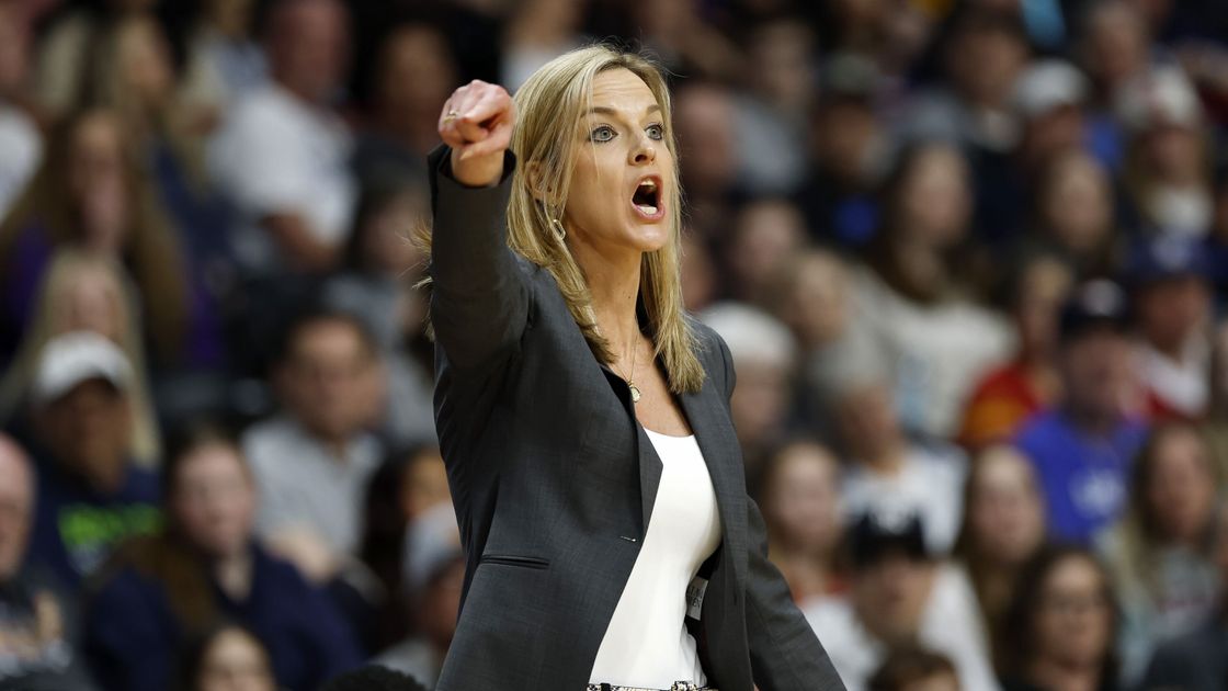 Jennie Baranczyk, Oklahoma players speak at 2025 SEC Basketball Media ...