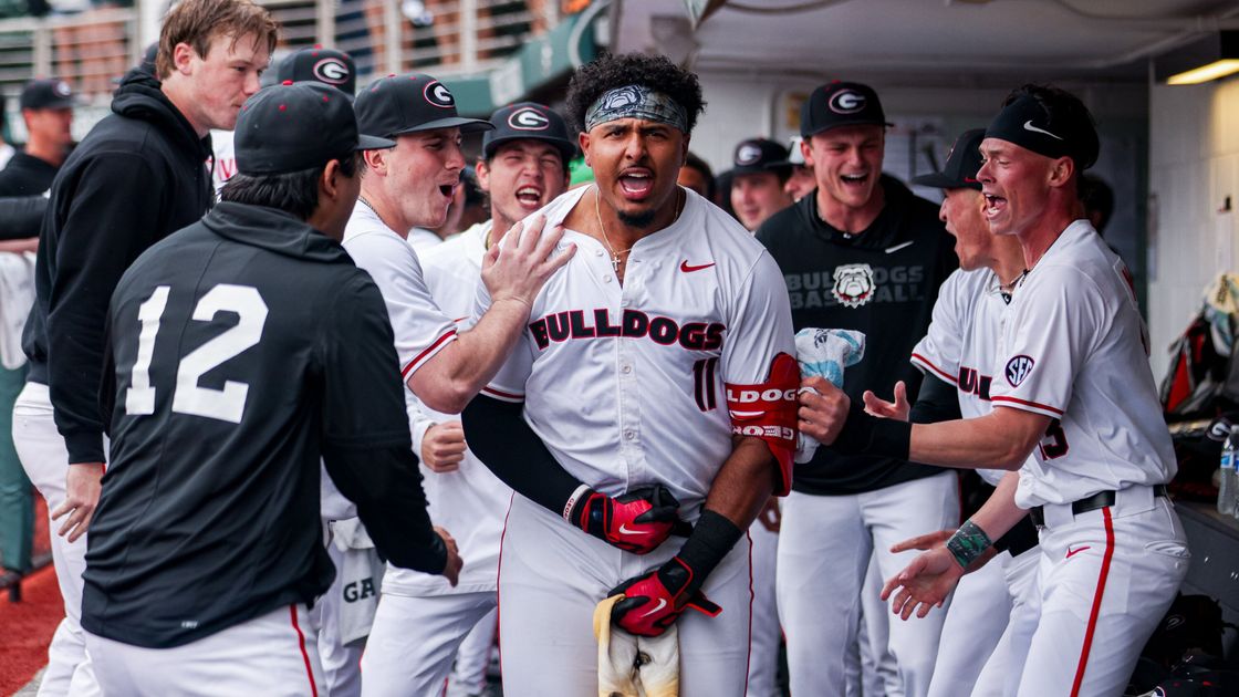UGA's Cole Johnson robs go-ahead home run to win series vs. Vols ...